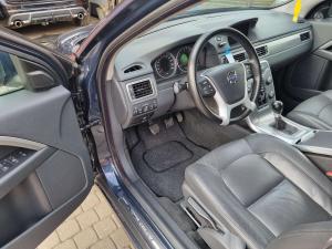 Zils Volvo V70 2013 Kauņa, ar dzinēja tilpumu 2.00 L un nobraukumu 300 tūkst. km par 5790 €, foto 17 vietnē AUTOMOTO.COM.LV
