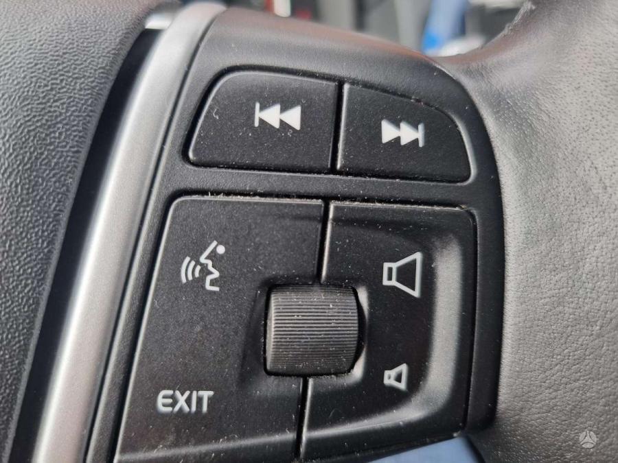 Zils Volvo V70 2013 Kauņa, ar dzinēja tilpumu 2.00 L un nobraukumu 300 tūkst. km par 5790 €, foto 22 vietnē AUTOMOTO.COM.LV