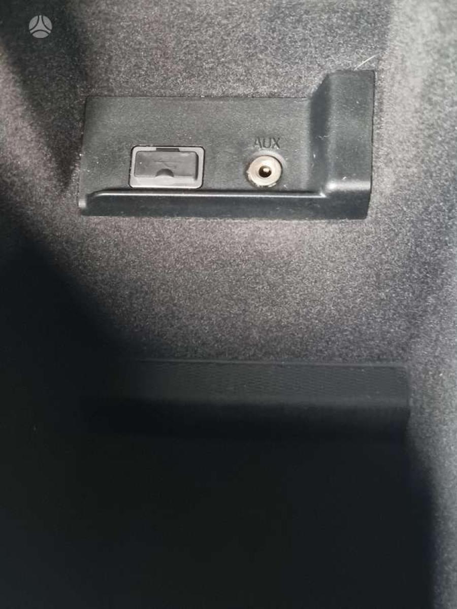 Zils Volvo V70 2013 Kauņa, ar dzinēja tilpumu 2.00 L un nobraukumu 300 tūkst. km par 5790 €, foto 27 vietnē AUTOMOTO.COM.LV