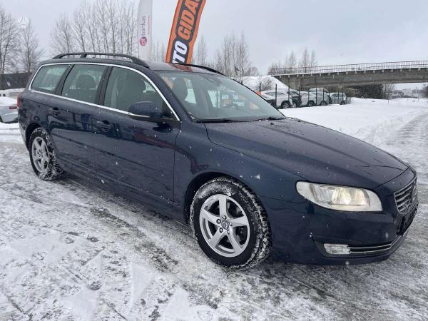 Blue Volvo V70 2014 in Kaunas, with an engine capacity of 1.97 L and mileage of 274 thousand km for 5650 €, photo 6 on AUTOMOTO.COM.LV