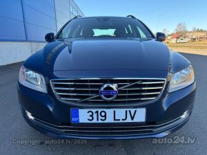 Blue Volvo V70 2014 in Paide, with an engine capacity of 2.00 L and mileage of 240 thousand km for 8590 €, photo 3 on AUTOMOTO.COM.LV