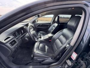 Zils Volvo V70 2014 Rīga, ar dzinēja tilpumu 2.00 L un nobraukumu 0 tūkst. km par 6399 €, foto 10 vietnē AUTOMOTO.COM.LV