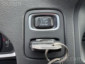 Zils Volvo V70 2014 Rīga, ar dzinēja tilpumu 2.00 L un nobraukumu 0 tūkst. km par 6399 €, foto 13 vietnē AUTOMOTO.COM.LV
