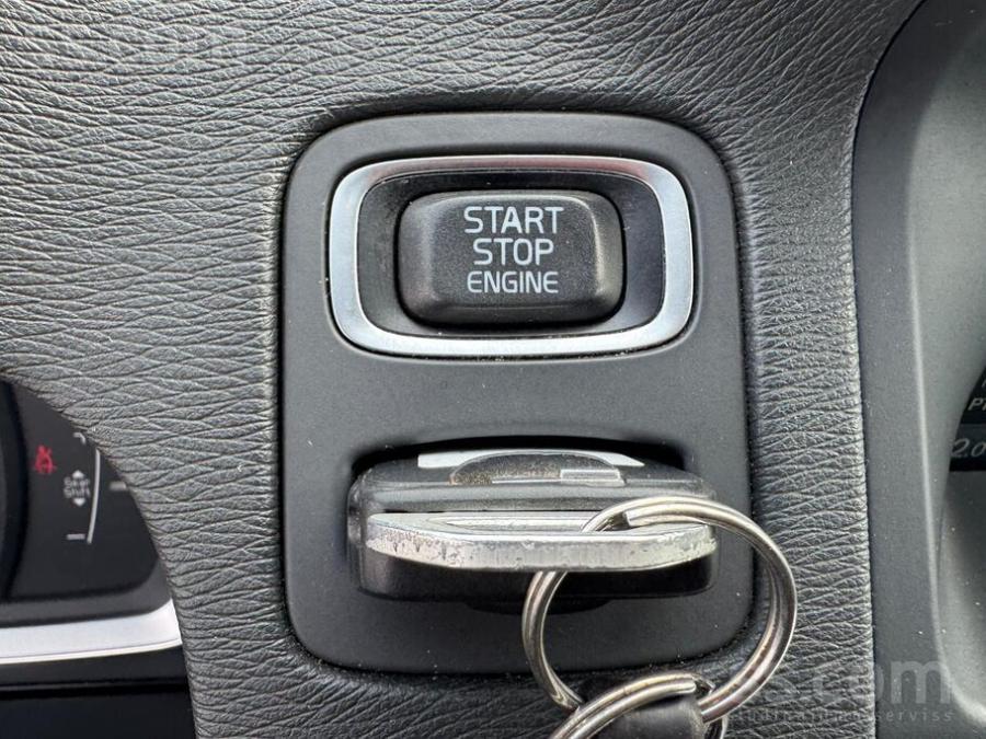 Zils Volvo V70 2014 Rīga, ar dzinēja tilpumu 2.00 L un nobraukumu 0 tūkst. km par 6399 €, foto 13 vietnē AUTOMOTO.COM.LV