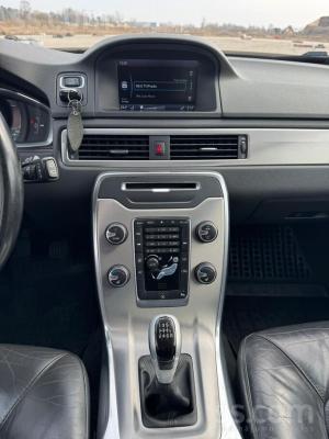 Zils Volvo V70 2014 Rīga, ar dzinēja tilpumu 2.00 L un nobraukumu 0 tūkst. km par 6399 €, foto 19 vietnē AUTOMOTO.COM.LV