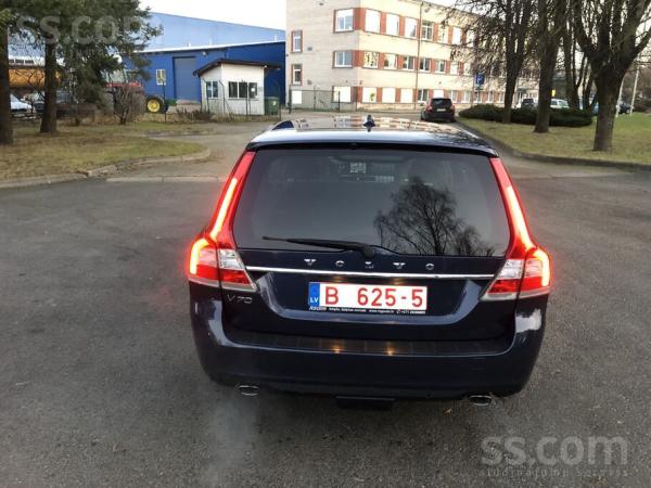Zils Volvo V70 2014 Ogre, ar dzinēja tilpumu 2.40 L un nobraukumu 248 tūkst. km par 9000 €, foto 3 vietnē AUTOMOTO.COM.LV