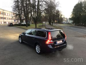 Синий Вольво В70 2014 в Огре, объемом двигателя 2.40 л и пробегом 248 тыс. км за 9000 €, фото 35 на AUTOMOTO.COM.LV