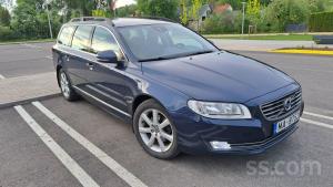 Zils Volvo V70 2014 Ogre, ar dzinēja tilpumu 2.00 L un nobraukumu 351 tūkst. km par 3700 €, foto  vietnē AUTOMOTO.COM.LV
