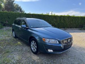 Blue Volvo V70 2014 in Alytus, with an engine capacity of 2.00 L and mileage of 297 thousand km for 6500 €, photo 3 on AUTOMOTO.COM.LV