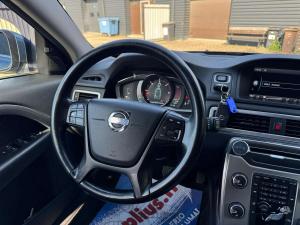 Blue Volvo V70 2014 in Alytus, with an engine capacity of 2.00 L and mileage of 297 thousand km for 6500 €, photo 12 on AUTOMOTO.COM.LV