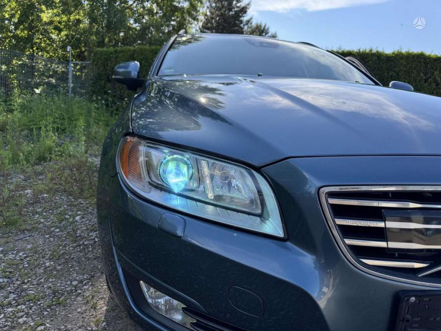 Blue Volvo V70 2014 in Alytus, with an engine capacity of 2.00 L and mileage of 297 thousand km for 6500 €, photo 24 on AUTOMOTO.COM.LV
