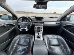 Blue Volvo V70 2014 in Riga, with an engine capacity of 2.00 L and mileage of 0 thousand km for 6399 €, photo 11 on AUTOMOTO.COM.LV