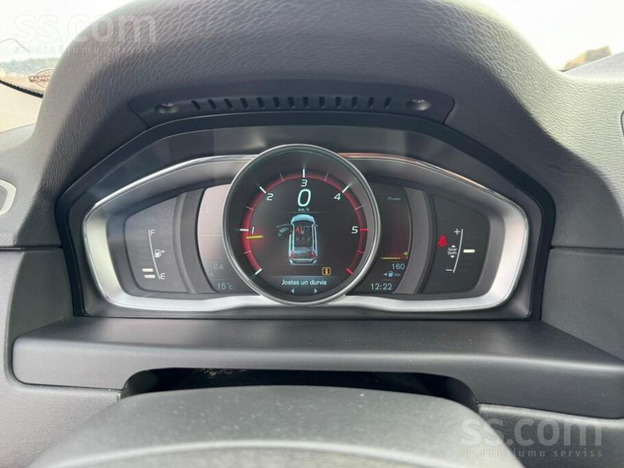 Blue Volvo V70 2014 in Riga, with an engine capacity of 2.00 L and mileage of 0 thousand km for 6399 €, photo 15 on AUTOMOTO.COM.LV