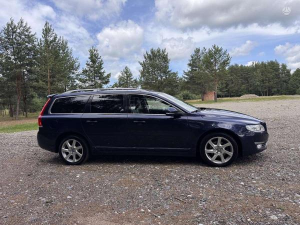Zils Volvo V70 2014 Jonava, ar dzinēja tilpumu 1.97 L un nobraukumu 285 tūkst. km par 9150 €, foto 4 vietnē AUTOMOTO.COM.LV