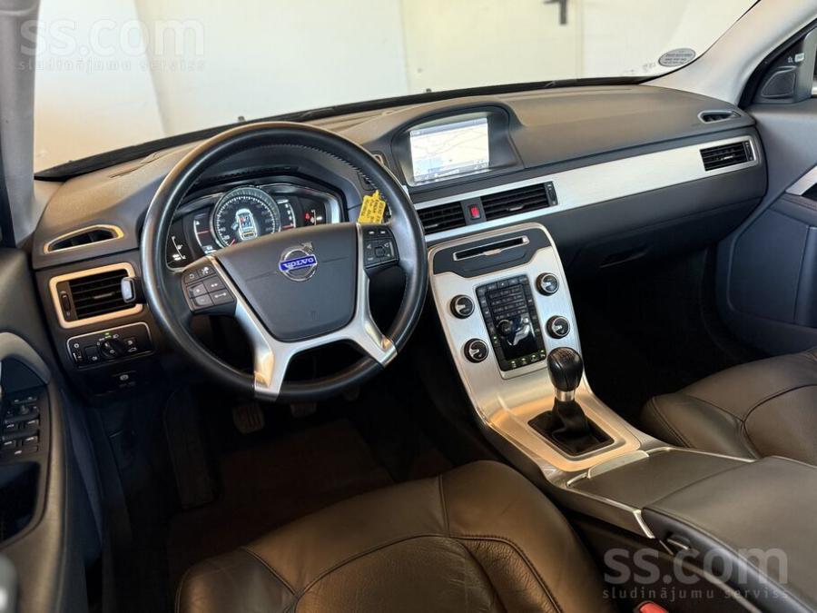 Zils Volvo V70 2014 Tukums, ar dzinēja tilpumu 2.40 L un nobraukumu 209 tūkst. km par 10500 €, foto 8 vietnē AUTOMOTO.COM.LV