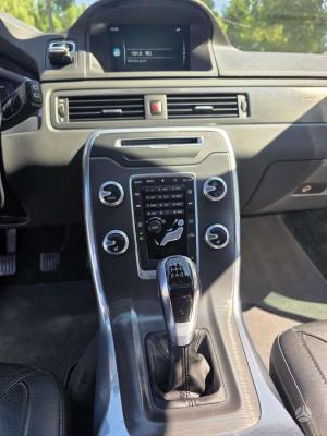 Zils Volvo V70 2014 Utena, ar dzinēja tilpumu 1.97 L un nobraukumu 234 tūkst. km par 6300 €, foto 12 vietnē AUTOMOTO.COM.LV
