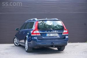 Zils Volvo V70 2014 Rīga, ar dzinēja tilpumu 1.60 L un nobraukumu 275 tūkst. km par 8290 €, foto 5 vietnē AUTOMOTO.COM.LV