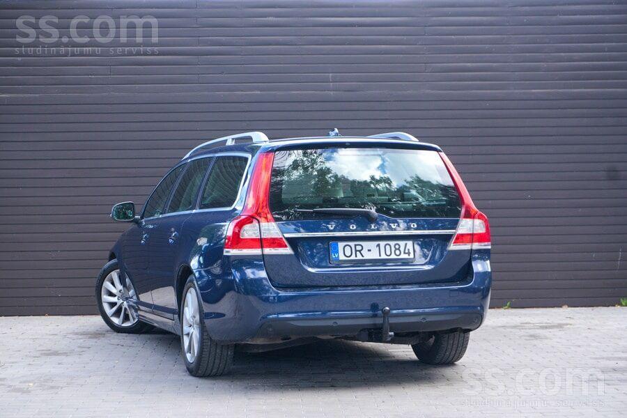 Zils Volvo V70 2014 Rīga, ar dzinēja tilpumu 1.60 L un nobraukumu 275 tūkst. km par 8290 €, foto 5 vietnē AUTOMOTO.COM.LV