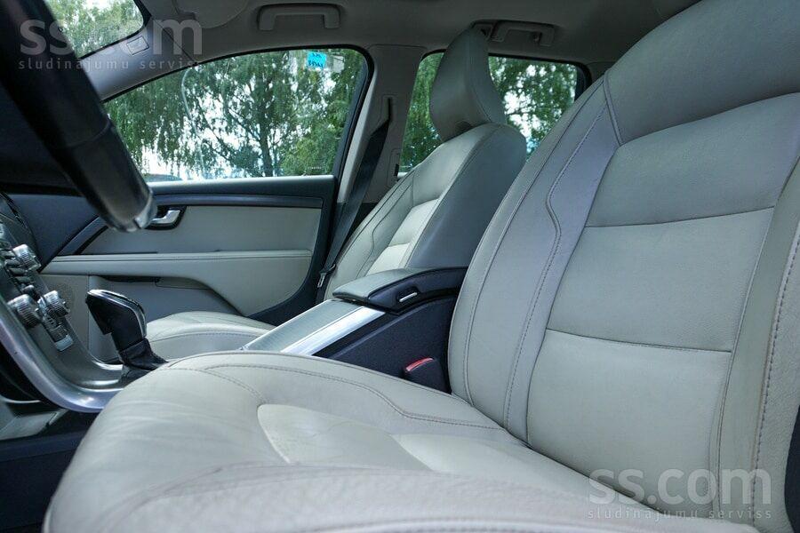 Zils Volvo V70 2014 Rīga, ar dzinēja tilpumu 1.60 L un nobraukumu 275 tūkst. km par 8290 €, foto 6 vietnē AUTOMOTO.COM.LV