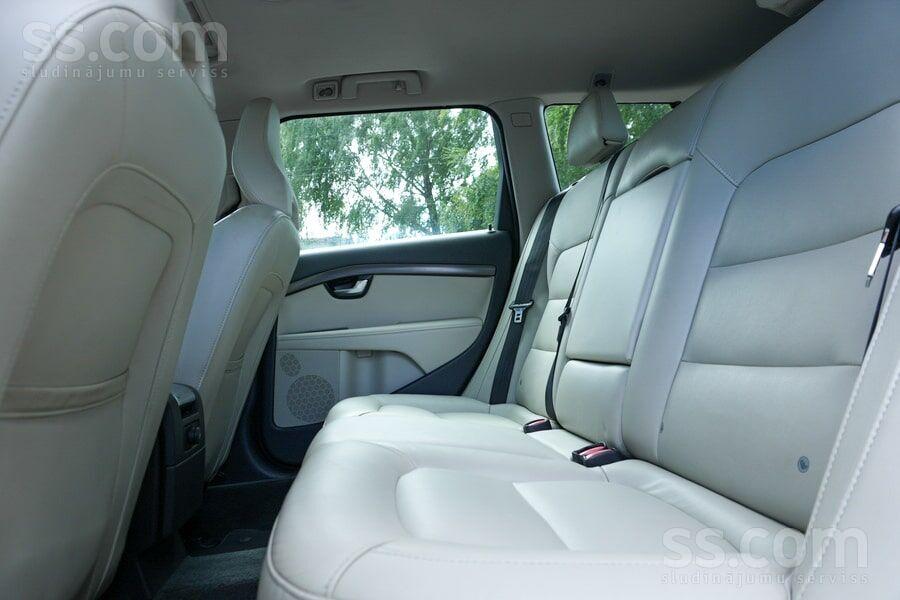 Zils Volvo V70 2014 Rīga, ar dzinēja tilpumu 1.60 L un nobraukumu 275 tūkst. km par 8290 €, foto 8 vietnē AUTOMOTO.COM.LV