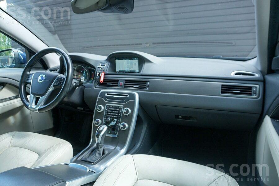 Zils Volvo V70 2014 Rīga, ar dzinēja tilpumu 1.60 L un nobraukumu 275 tūkst. km par 8290 €, foto 16 vietnē AUTOMOTO.COM.LV