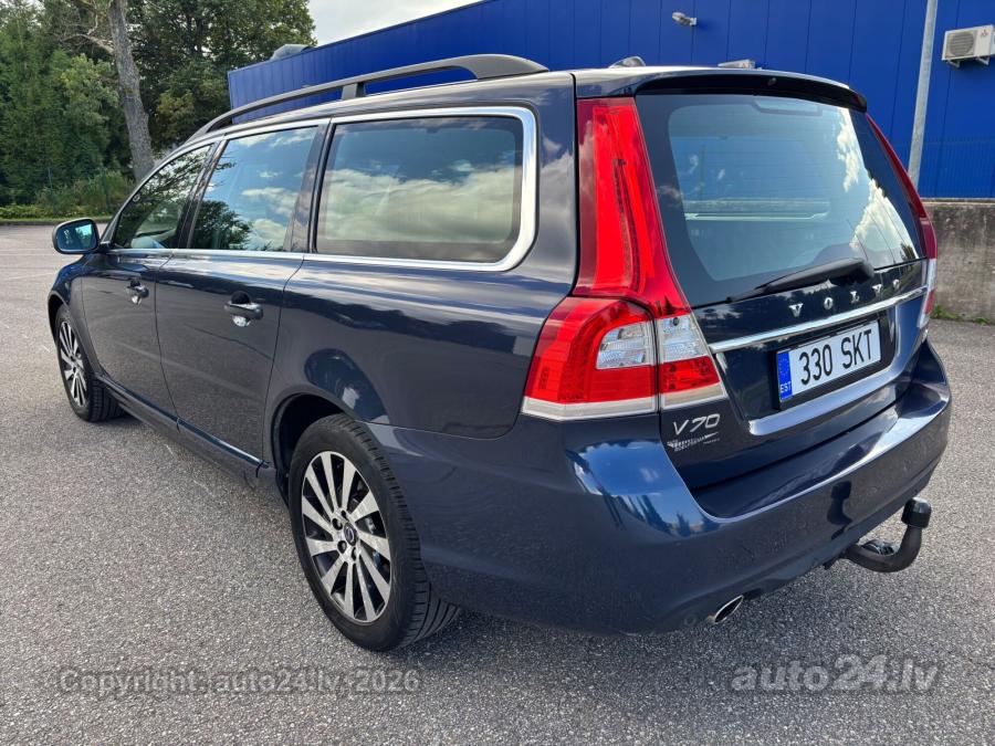 Zils Volvo V70 2014 Paide, ar dzinēja tilpumu 2.00 L un nobraukumu 231 tūkst. km par 7390 €, foto 5 vietnē AUTOMOTO.COM.LV