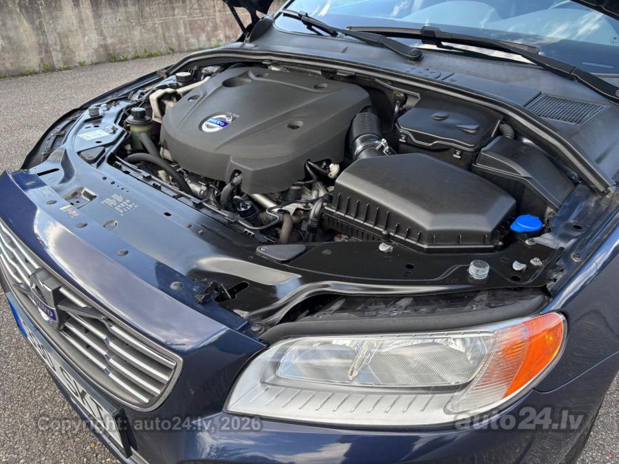 Zils Volvo V70 2014 Paide, ar dzinēja tilpumu 2.00 L un nobraukumu 231 tūkst. km par 7390 €, foto 21 vietnē AUTOMOTO.COM.LV