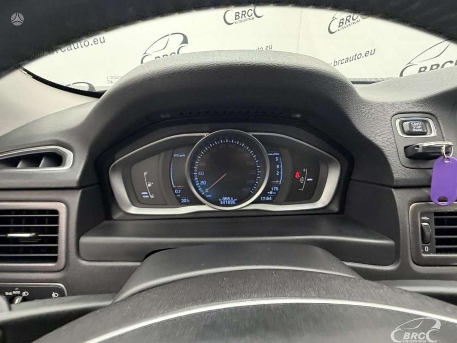 Синий Вольво В70 2014 в Вильнюс, объемом двигателя 1.97 л и пробегом 442 тыс. км за 6900 €, фото 30 на AUTOMOTO.COM.LV