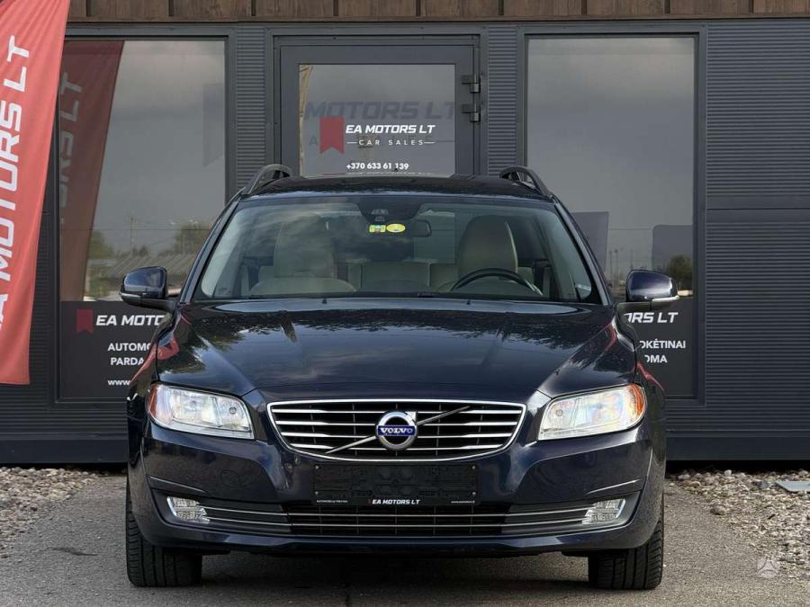 Blue Volvo V70 2014 in Vilnius, with an engine capacity of 1.97 L and mileage of 265 thousand km for 6700 €, photo 3 on AUTOMOTO.COM.LV