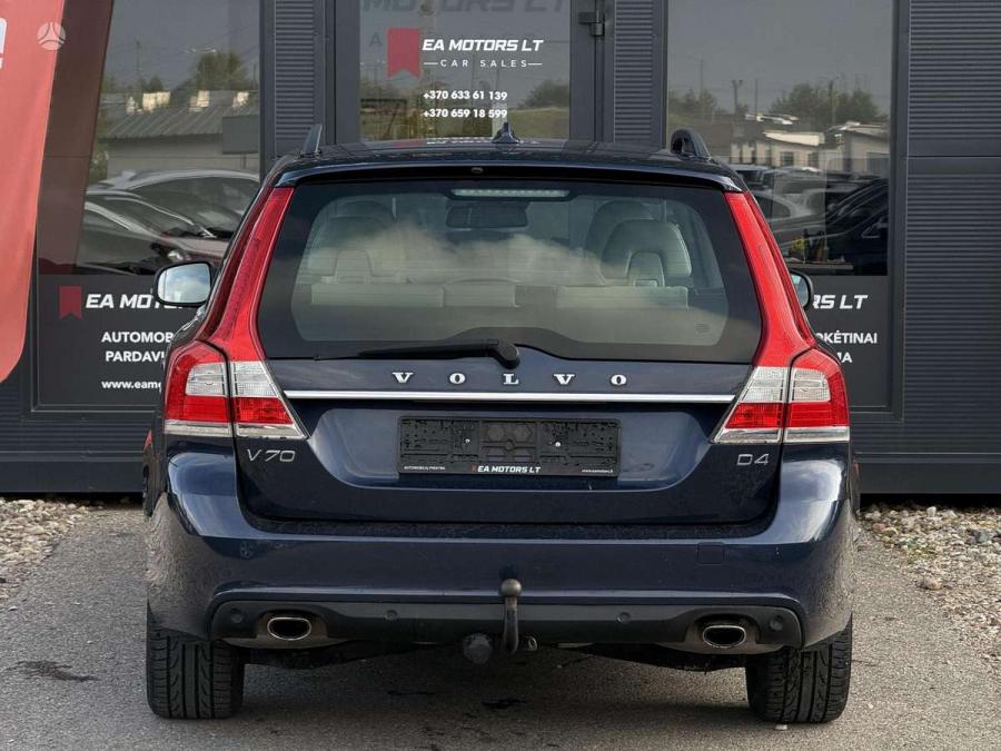 Blue Volvo V70 2014 in Vilnius, with an engine capacity of 1.97 L and mileage of 265 thousand km for 6700 €, photo 7 on AUTOMOTO.COM.LV