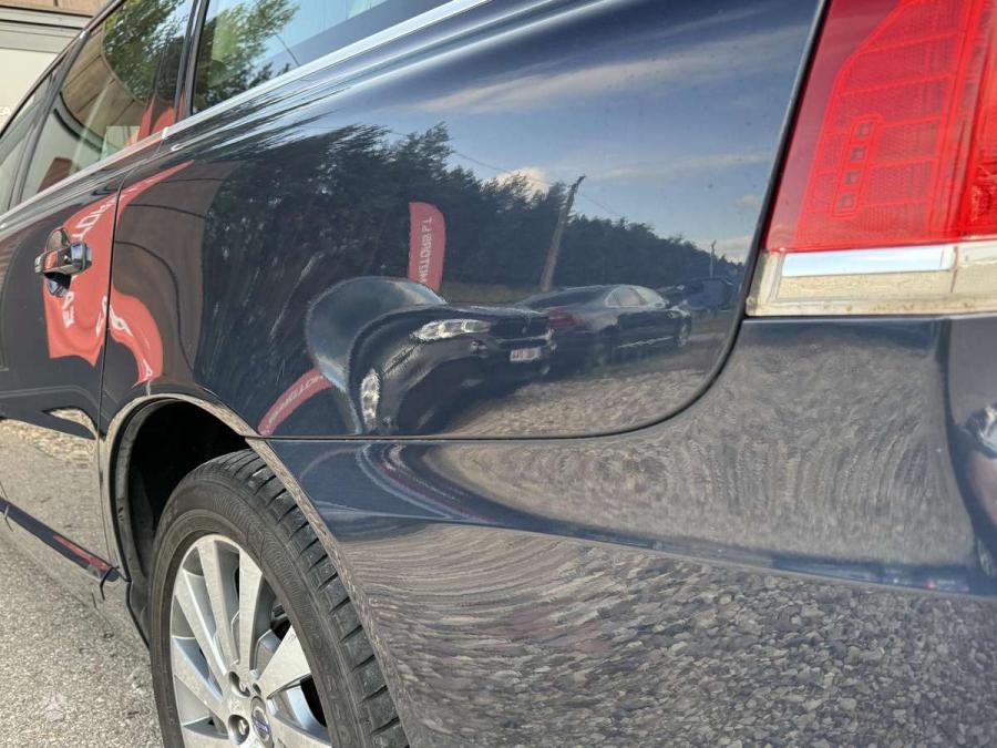 Blue Volvo V70 2014 in Vilnius, with an engine capacity of 1.97 L and mileage of 265 thousand km for 6700 €, photo 18 on AUTOMOTO.COM.LV