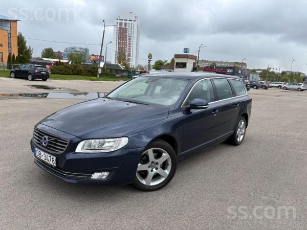 Zils Volvo V70 2015 Rīga, ar dzinēja tilpumu 2.00 L un nobraukumu 313 tūkst. km par 7750 €, foto 1 vietnē AUTOMOTO.COM.LV