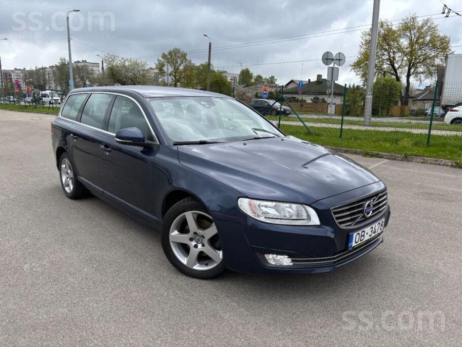 Zils Volvo V70 2015 Rīga, ar dzinēja tilpumu 2.00 L un nobraukumu 313 tūkst. km par 7750 €, foto 3 vietnē AUTOMOTO.COM.LV