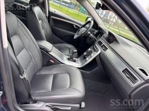 Zils Volvo V70 2015 Rīga, ar dzinēja tilpumu 2.00 L un nobraukumu 313 tūkst. km par 7750 €, foto 9 vietnē AUTOMOTO.COM.LV