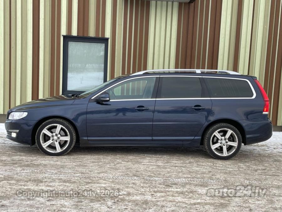 Zils Volvo V70 2015 Tartu, ar dzinēja tilpumu 2.00 L un nobraukumu 244 tūkst. km par 7900 €, foto 2 vietnē AUTOMOTO.COM.LV