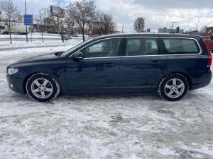 Blue Volvo V70 2015 in Kaunas, with an engine capacity of 1.56 L and mileage of 246 thousand km for 6350 €, photo 16 on AUTOMOTO.COM.LV