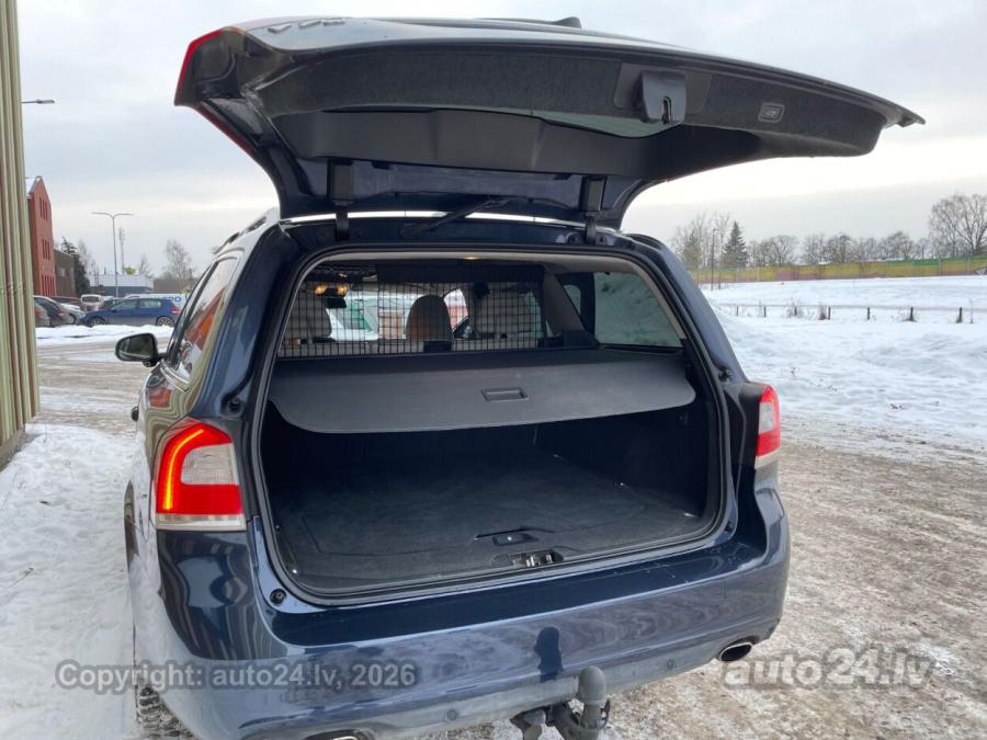 Blue Volvo V70 2015 in Tartu, with an engine capacity of 2.00 L and mileage of 244 thousand km for 7900 €, photo 19 on AUTOMOTO.COM.LV