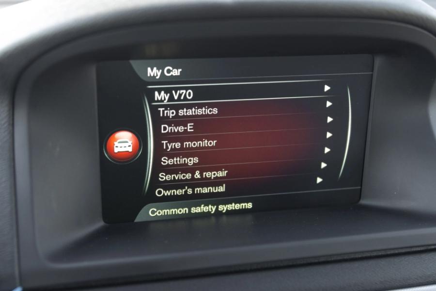 Zils Volvo V70 2015 Rīga, ar dzinēja tilpumu 2.00 L un nobraukumu 237 tūkst. km par 8890 €, foto 15 vietnē AUTOMOTO.COM.LV