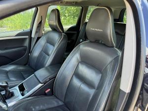 Blue Volvo V70 2015 in Alytus, with an engine capacity of 2.00 L and mileage of 292 thousand km for 4950 €, photo 9 on AUTOMOTO.COM.LV