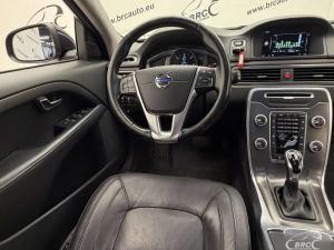 Blue Volvo V70 2015 in Vilnius, with an engine capacity of 1.97 L and mileage of 360 thousand km for 6500 €, photo 15 on AUTOMOTO.COM.LV