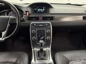 Blue Volvo V70 2015 in Vilnius, with an engine capacity of 1.97 L and mileage of 360 thousand km for 6500 €, photo 16 on AUTOMOTO.COM.LV