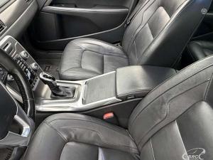 Blue Volvo V70 2015 in Vilnius, with an engine capacity of 1.97 L and mileage of 360 thousand km for 6500 €, photo 25 on AUTOMOTO.COM.LV