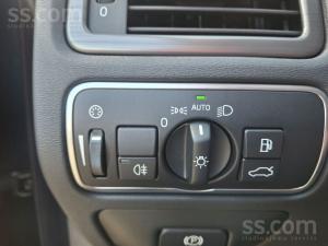Blue Volvo V70 2015 in Riga, with an engine capacity of 2.40 L and mileage of 0 thousand km for 7995 €, photo 18 on AUTOMOTO.COM.LV