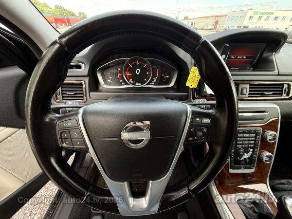 Zils Volvo V70 2015 Tartu, ar dzinēja tilpumu 2.00 L un nobraukumu 290 tūkst. km par 8499 €, foto 7 vietnē AUTOMOTO.COM.LV
