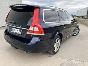 Blue Volvo V70 2016 in Jekabpils, with an engine capacity of 2.00 L and mileage of 340 thousand km for 8500 €, photo 2 on AUTOMOTO.COM.LV
