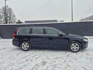 Zils Volvo V70 2016 Kauņa, ar dzinēja tilpumu 1.97 L un nobraukumu 250 tūkst. km par 6450 €, foto 2 vietnē AUTOMOTO.COM.LV