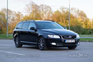 Blue Volvo V70 2016 in Tallinn, with an engine capacity of 2.00 L and mileage of 245 thousand km for 11900 €, photo 3 on AUTOMOTO.COM.LV