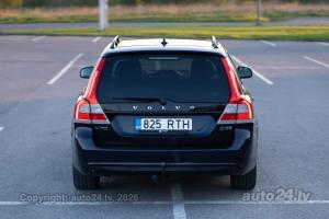 Blue Volvo V70 2016 in Tallinn, with an engine capacity of 2.00 L and mileage of 245 thousand km for 11900 €, photo 8 on AUTOMOTO.COM.LV