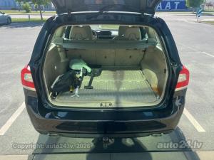 Blue Volvo V70 2016 in Tallinn, with an engine capacity of 2.40 L and mileage of 123 thousand km for 16000 €, photo 14 on AUTOMOTO.COM.LV