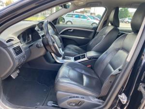 Zils Volvo V70 2016 Rīga, ar dzinēja tilpumu 2.00 L un nobraukumu 194 tūkst. km par 10450 €, foto 8 vietnē AUTOMOTO.COM.LV